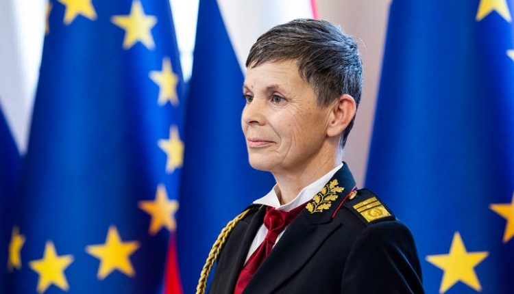 NATO got the first woman general - Atlantski Savet Srbije